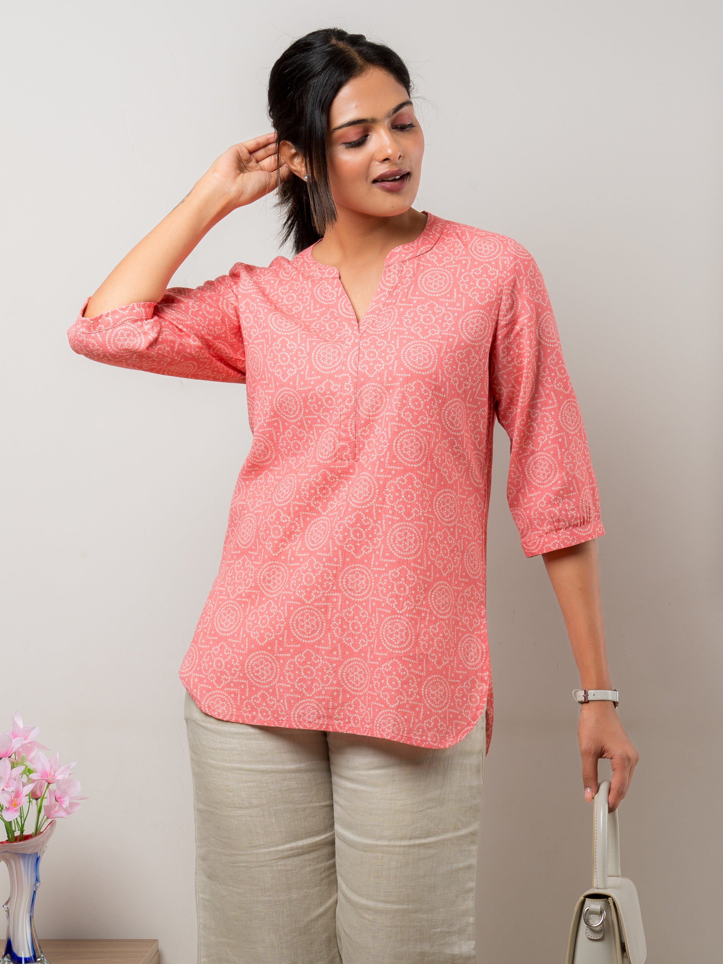 The Evolution of Tunics in India: From Ancient Roots to Modern Styles